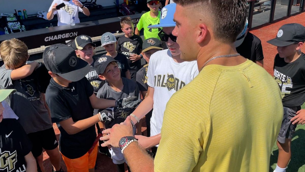 Plumlee instills joy for sports in the next generation