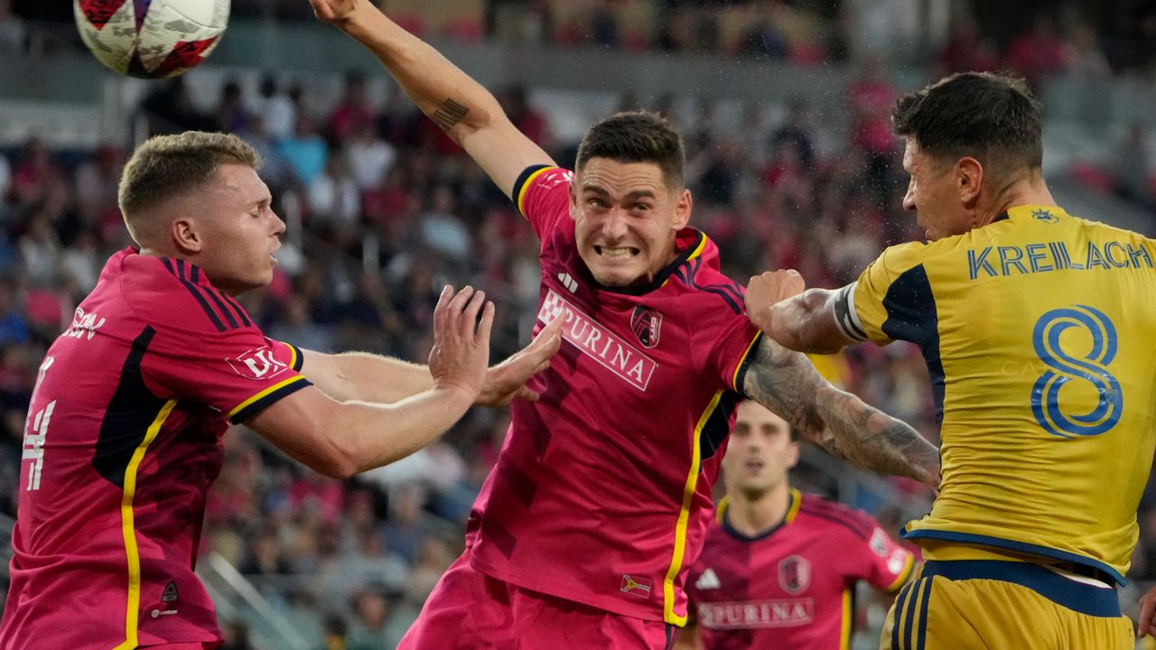 Kreilach scores 2 goals, Real Salt Lake beats St. Louis 3-1