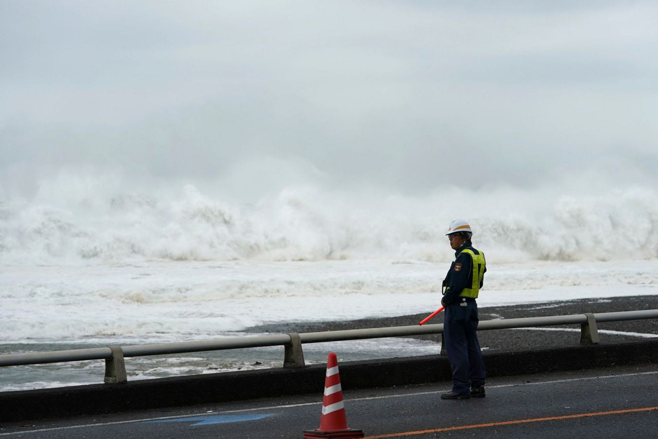 Tokyo eerily quiet, bracing for worst typhoon in 6 decades
