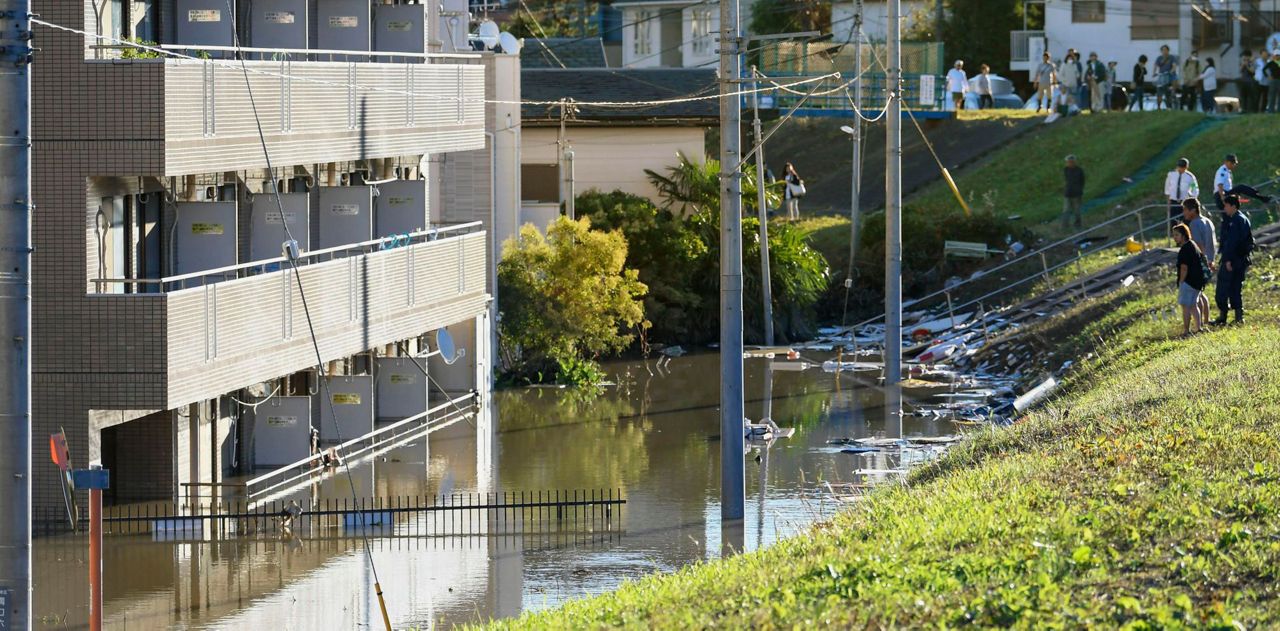 Rescue efforts begin after typhoon causes flooding in Japan