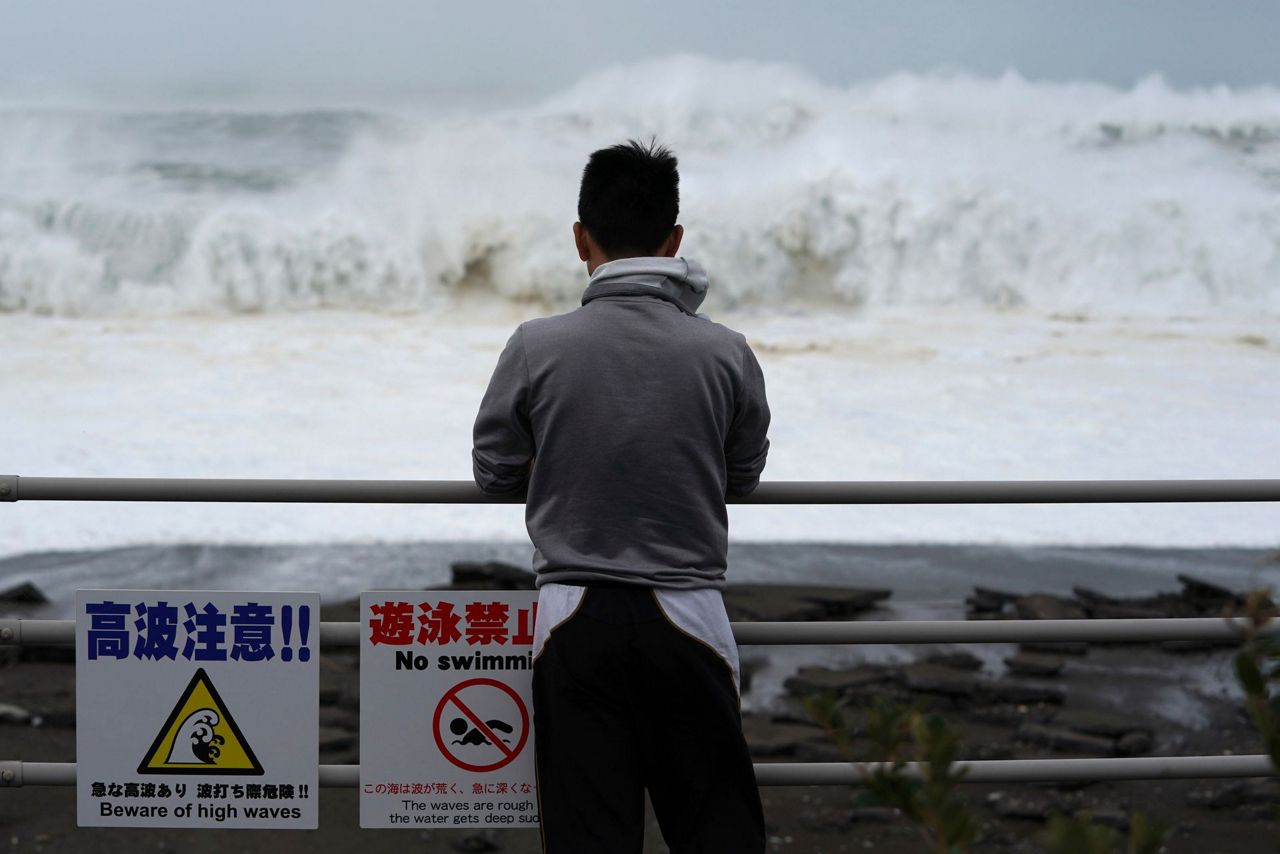 Tokyo eerily quiet, bracing for worst typhoon in 6 decades