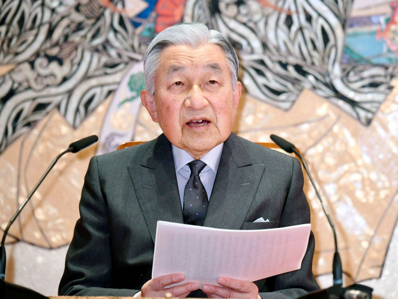 Japan emperor marks last birthday on throne, prays for peace