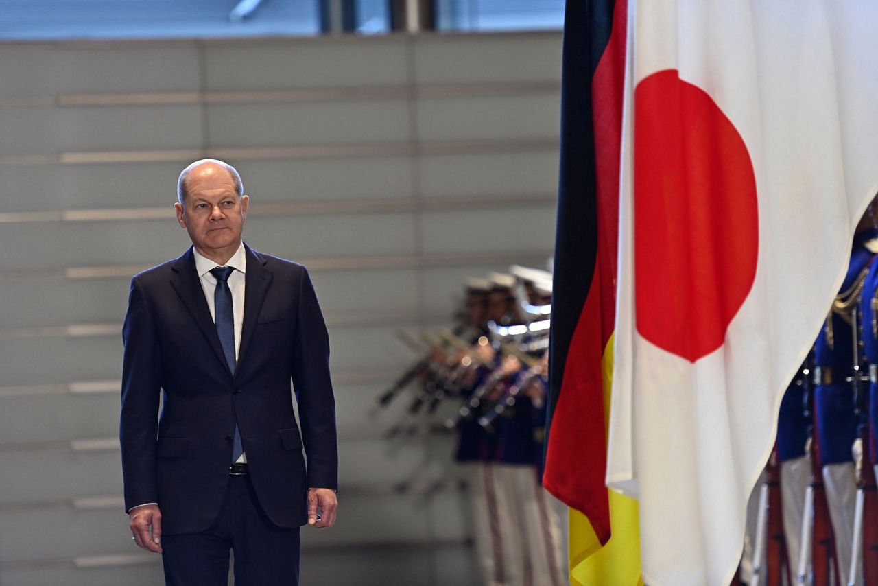 Scholtz visits Japan to firm up economic, defense ties