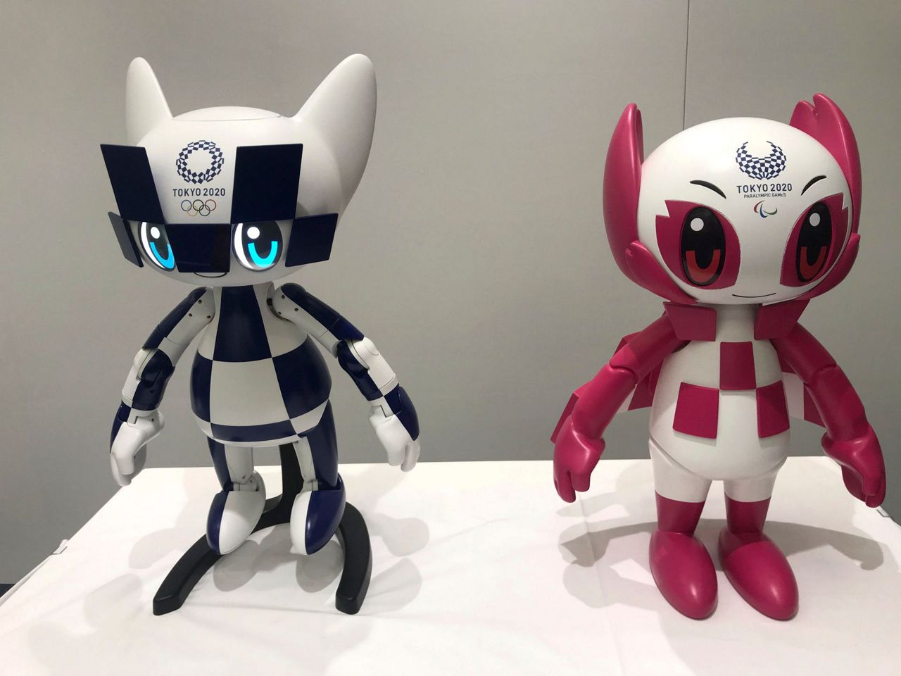 Olympic robots offer 'virtual' attendance, help out on field