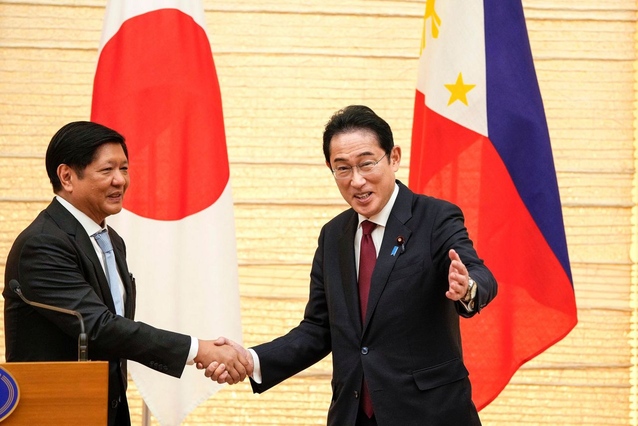 Japan, Philippines to sign plans to boost defense ties