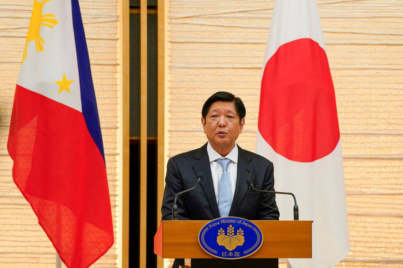 Japan, Philippines to sign plans to boost defense ties