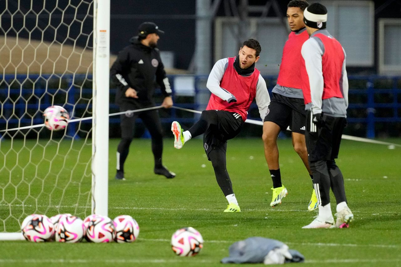 Messi says he "feels much better" and hopeful of playing in Tokyo after ...