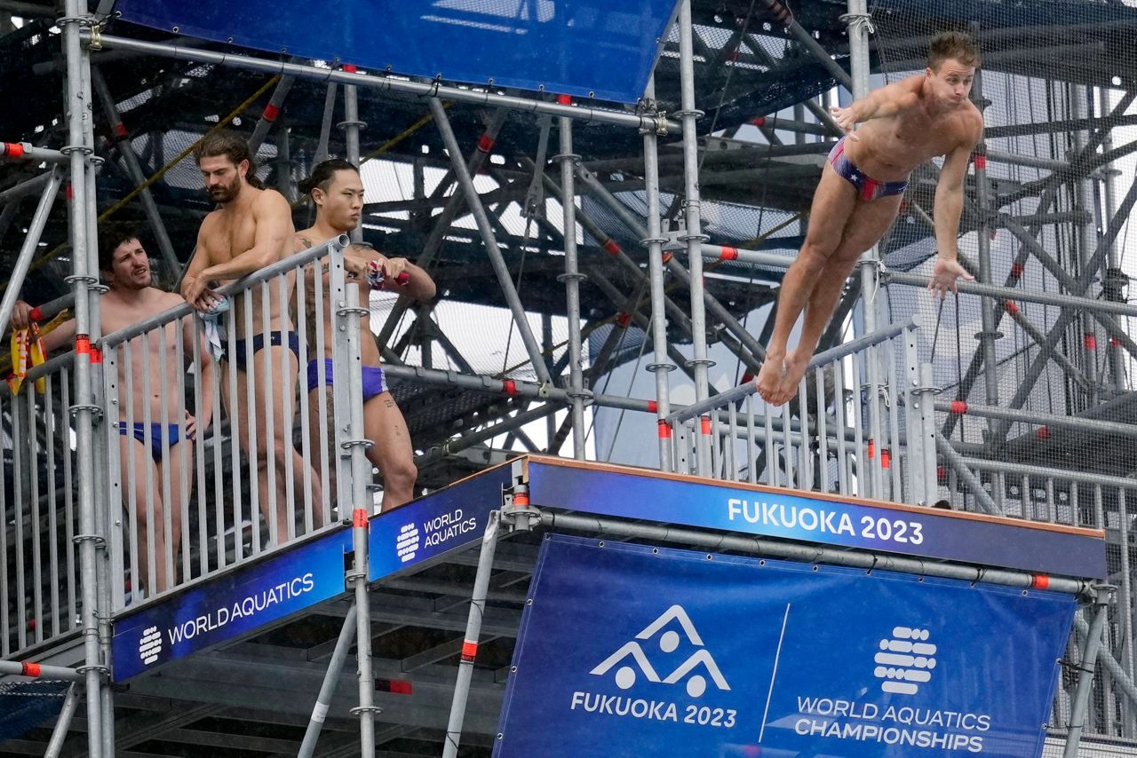 Dare to dive from 27 meters or 90 feet? Impact is like a car crash at ...