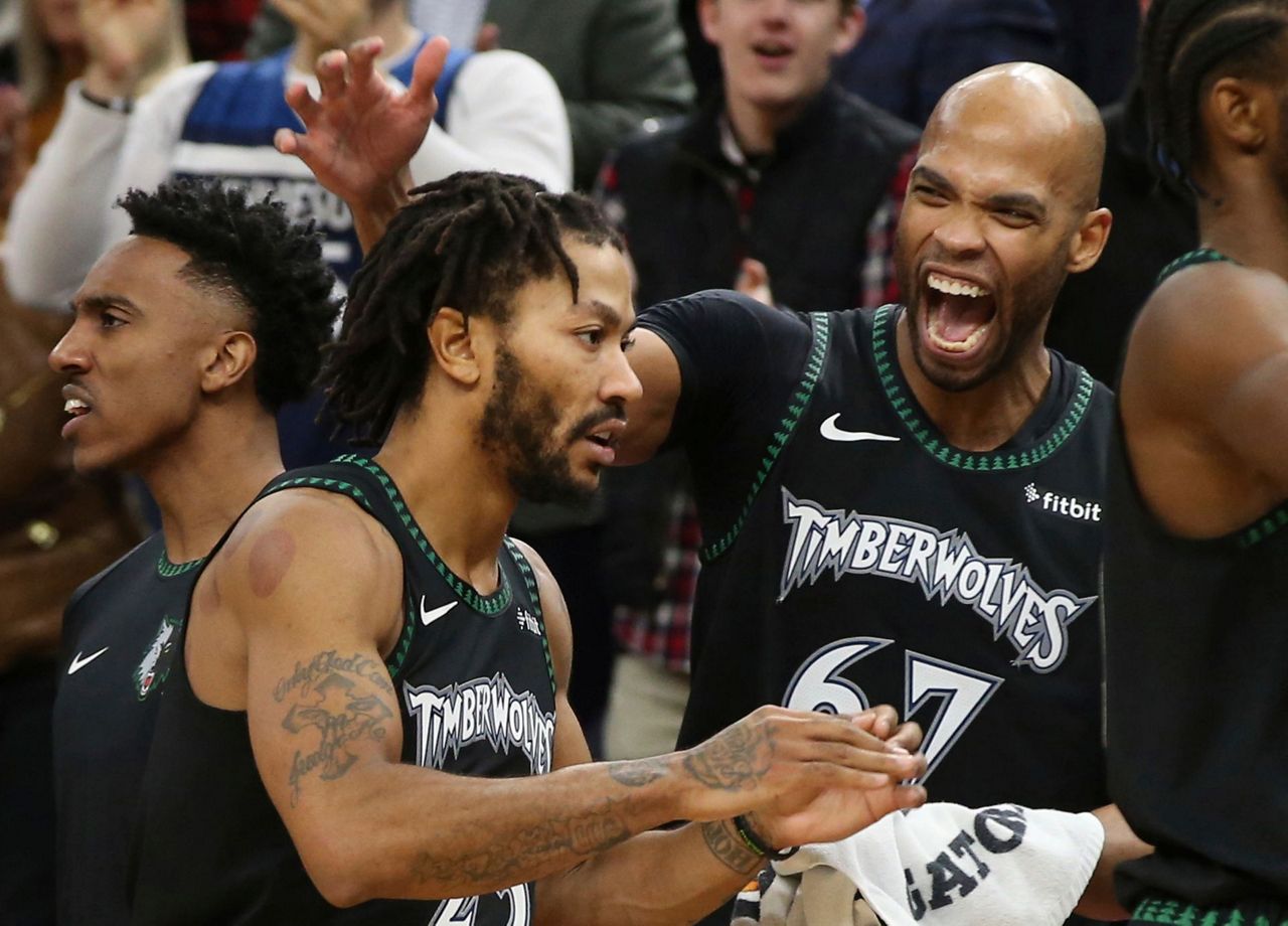 'A hell of a night': Derrick Rose savors his career-high 50