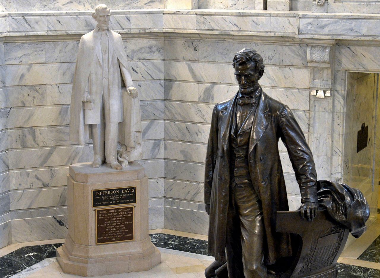 Kentucky panel votes to remove Davis statue from Capitol
