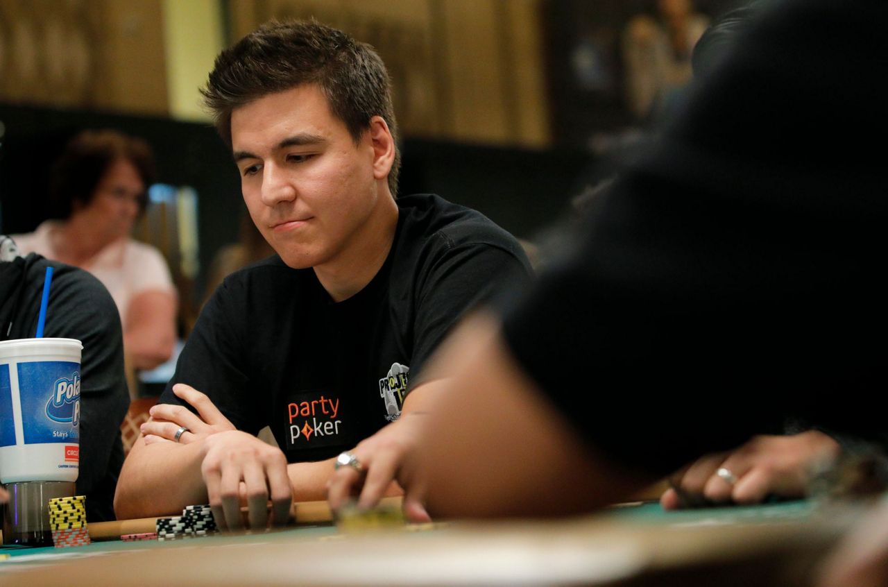 'Jeopardy!' champ playing in World Series of Poker events