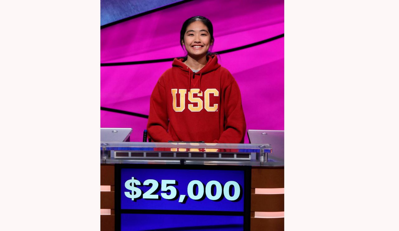 Minnesota sophomore wins "Jeopardy!" College Championship