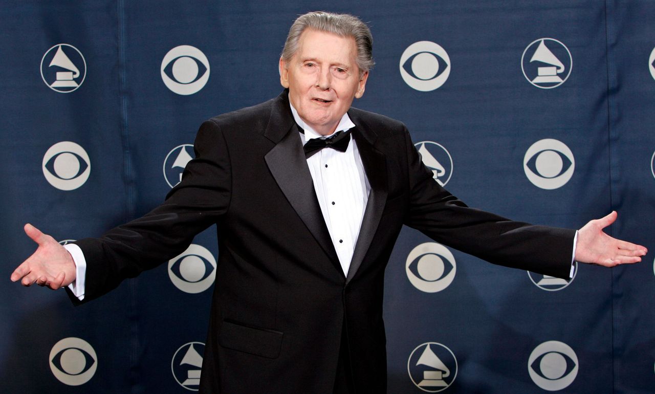 Family, fans bid adieu to music icon Jerry Lee Lewis