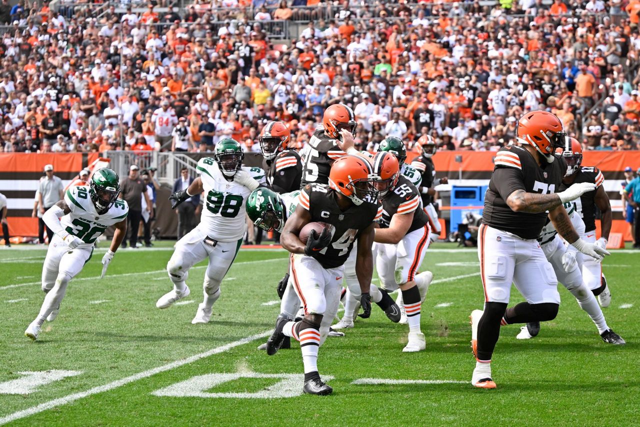 Pro Picks: Browns not among 9 home dogs vs. Steelers