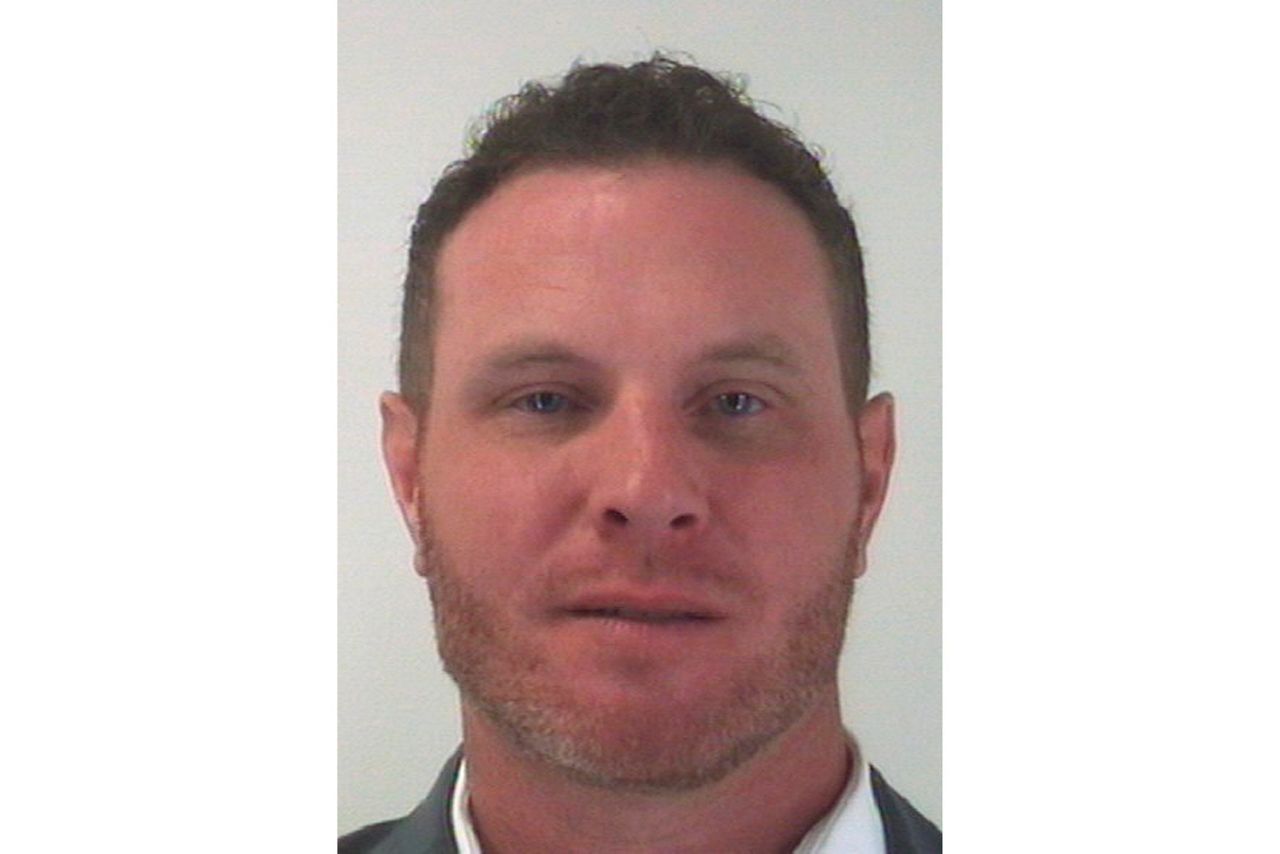 Ex-All-Star slugger Josh Hamilton charged with child injury