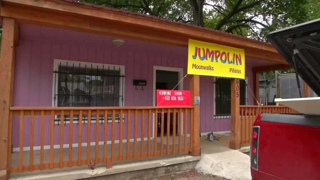 East Austin pinata shop re-opening its doors after building demolished ...