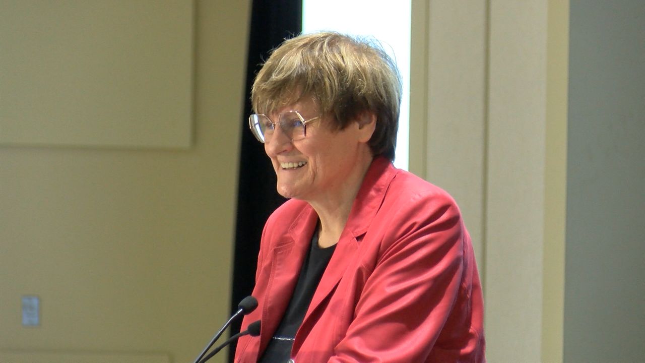 Nobel laureate Katalin Karikó speaks at WPI conference