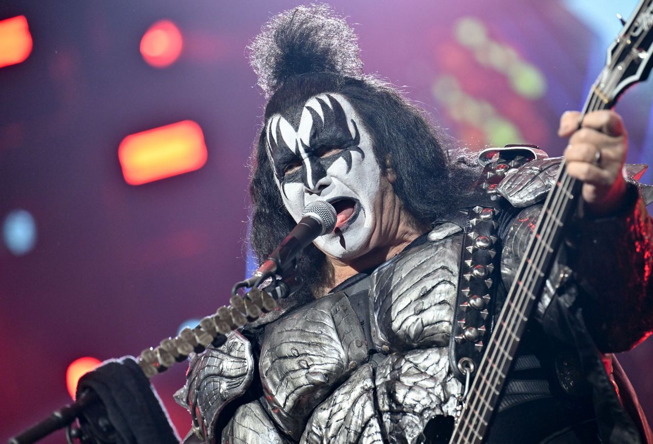 Review: The long Kiss goodbye ends at New York's Madison Square Garden ...