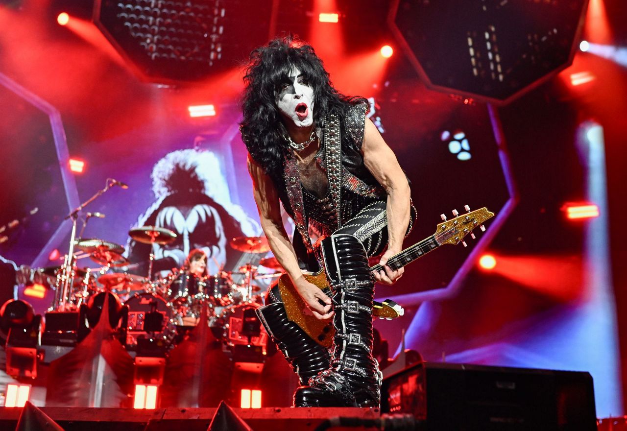 Kiss say farewell to live touring, become first US band to go virtual ...