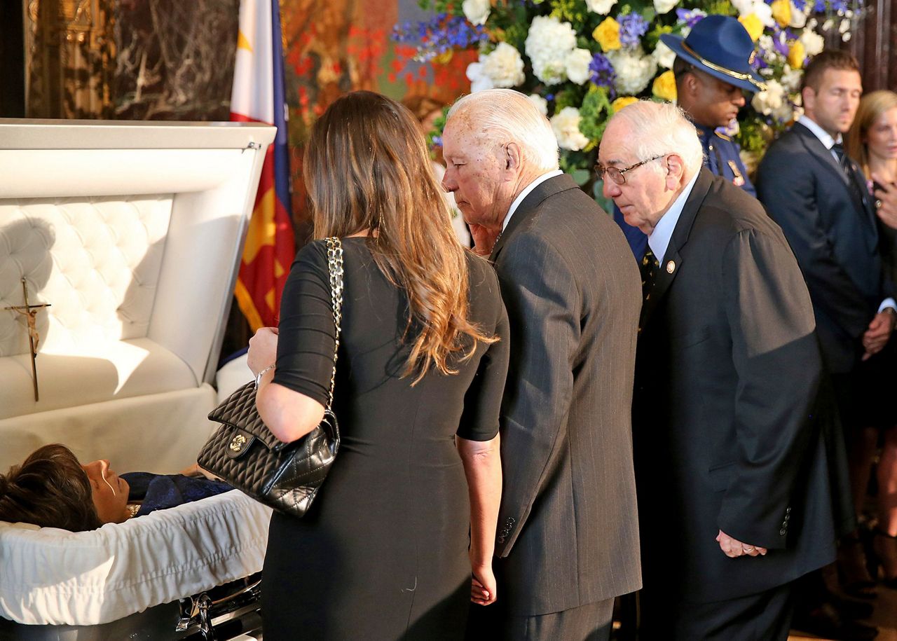 Memorials begin for former Louisiana Gov. Kathleen Blanco