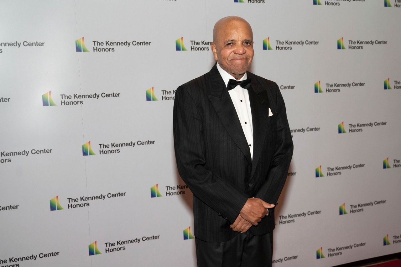 Kennedy Center Honors and its traditions are back once more