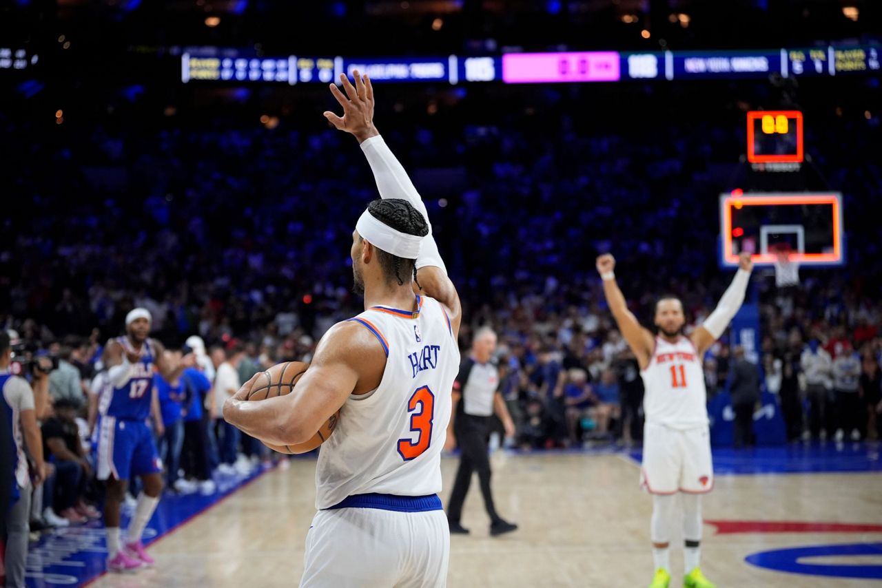 Knicks' trio of Villanova stars help them advance to 2nd round of East ...