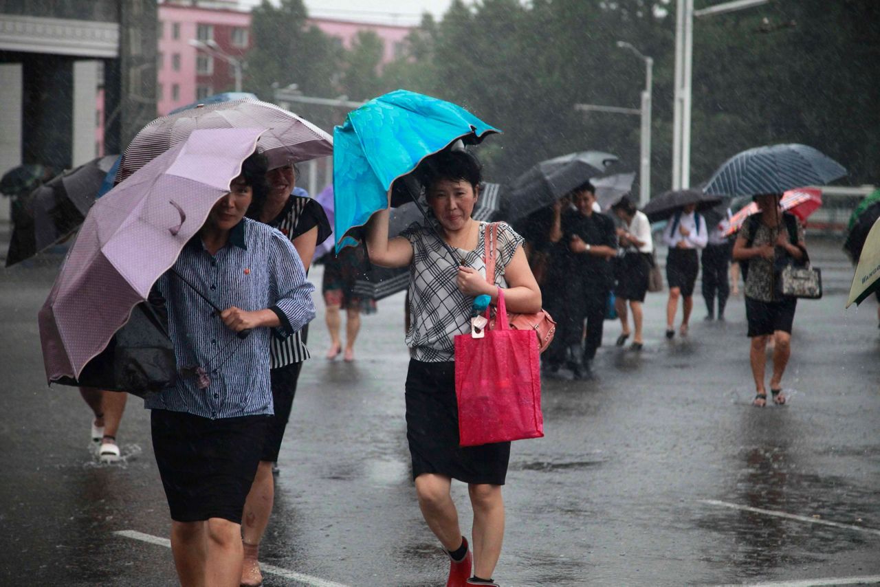 Typhoon leaves thousands of South Korean homes powerless