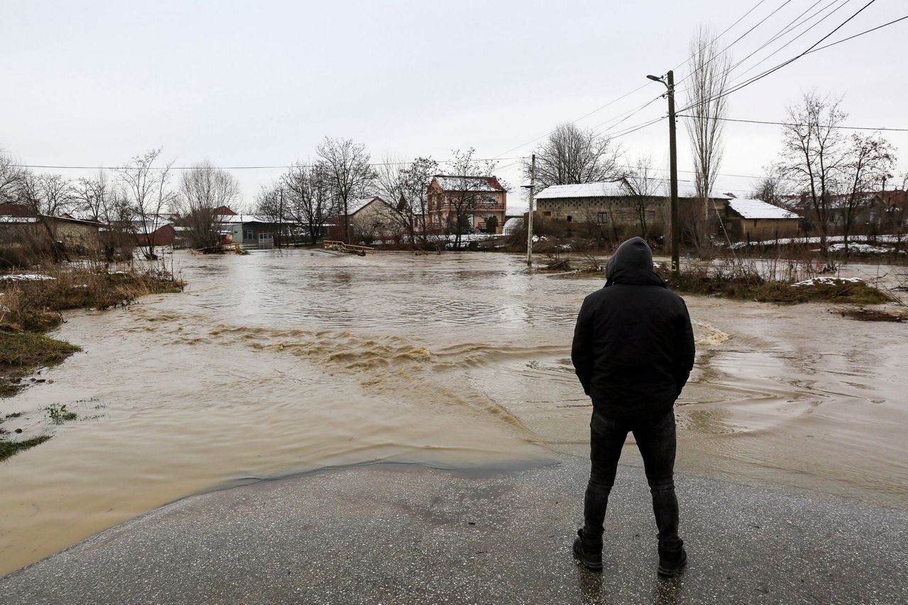 Snow and heavy rain in Balkans cause floods, disrupt traffic