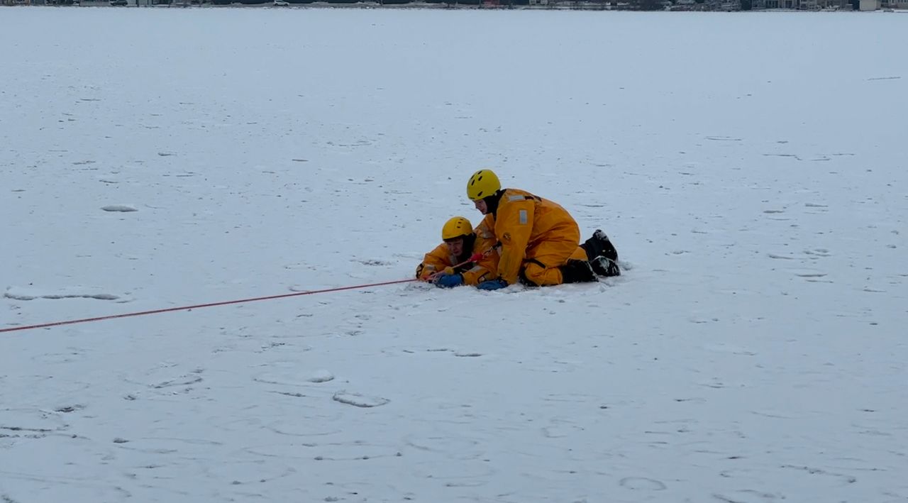 Ice fisherman, other agencies share ice safety tips