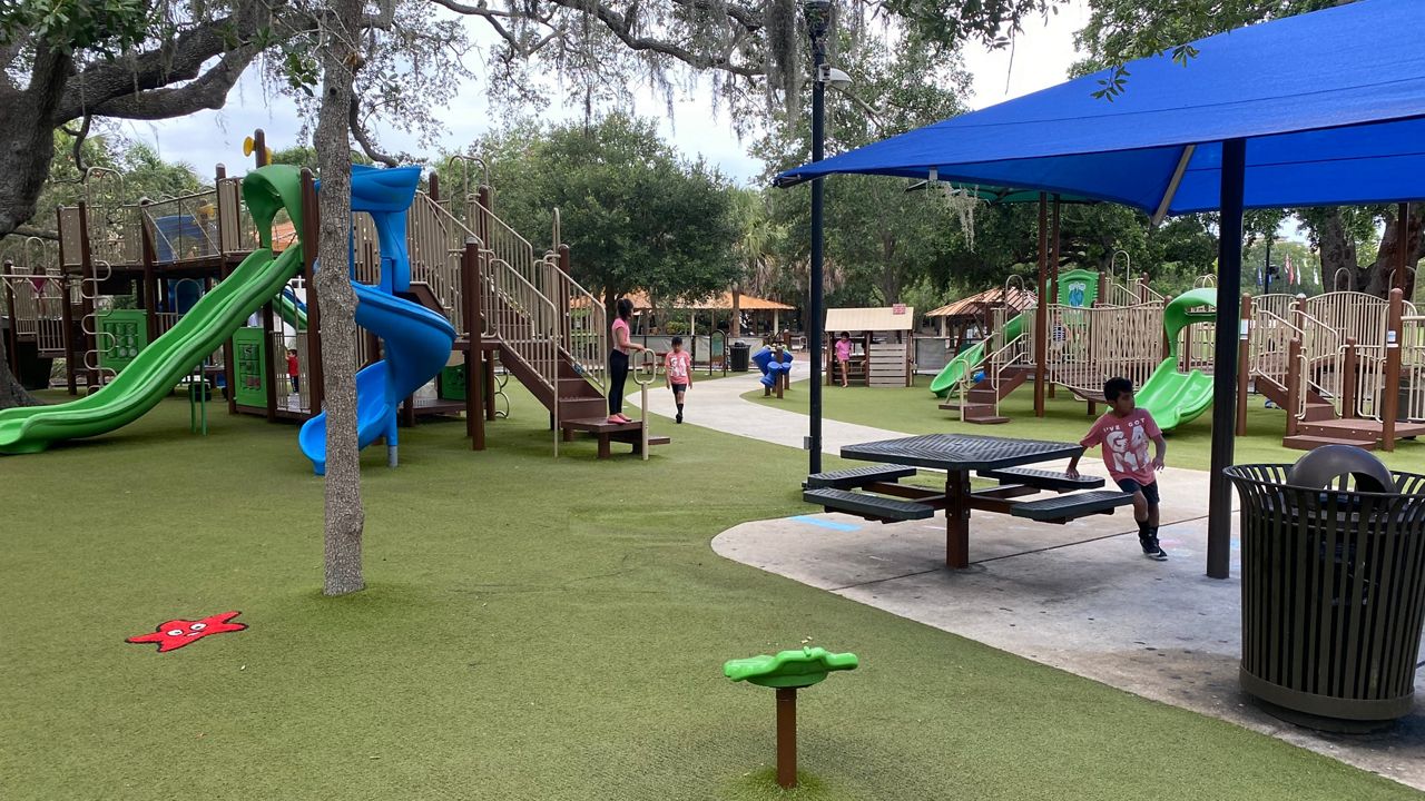 Largo considers ordinance to keep teens off park playground