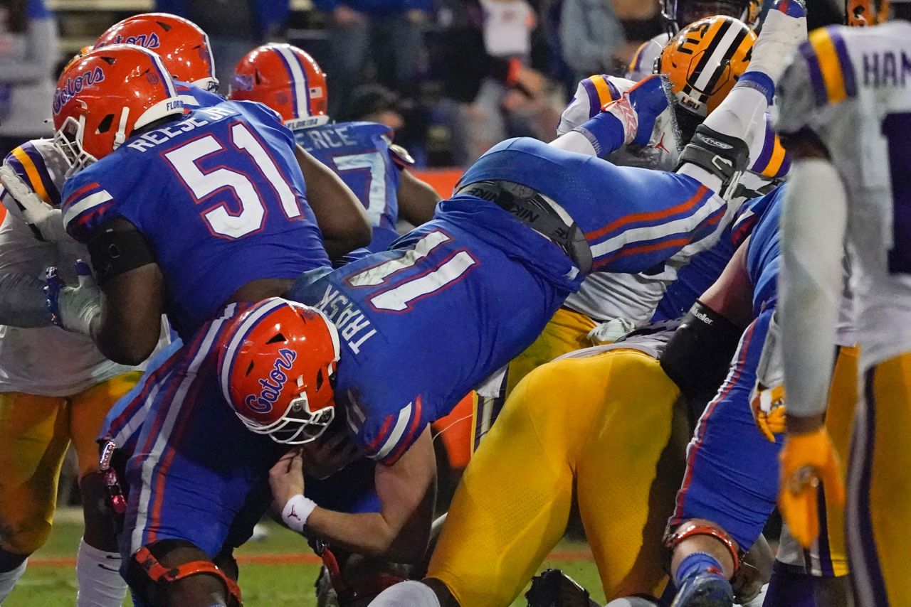 Swamp stunner: LSU beats No. 6 Florida with 57-yard FG late