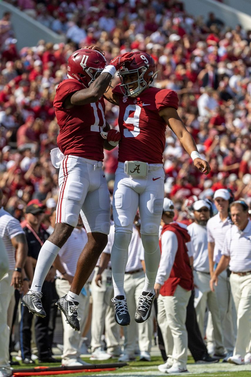 Young, No. 2 Alabama roll over Louisiana-Monroe, 63-7