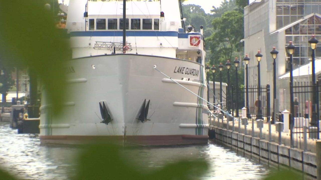 Teachers on Great Lakes research ship