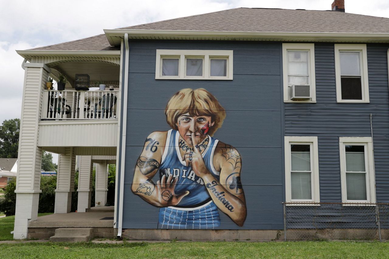 Not a 'tattooed guy': Larry Bird wants mural changed