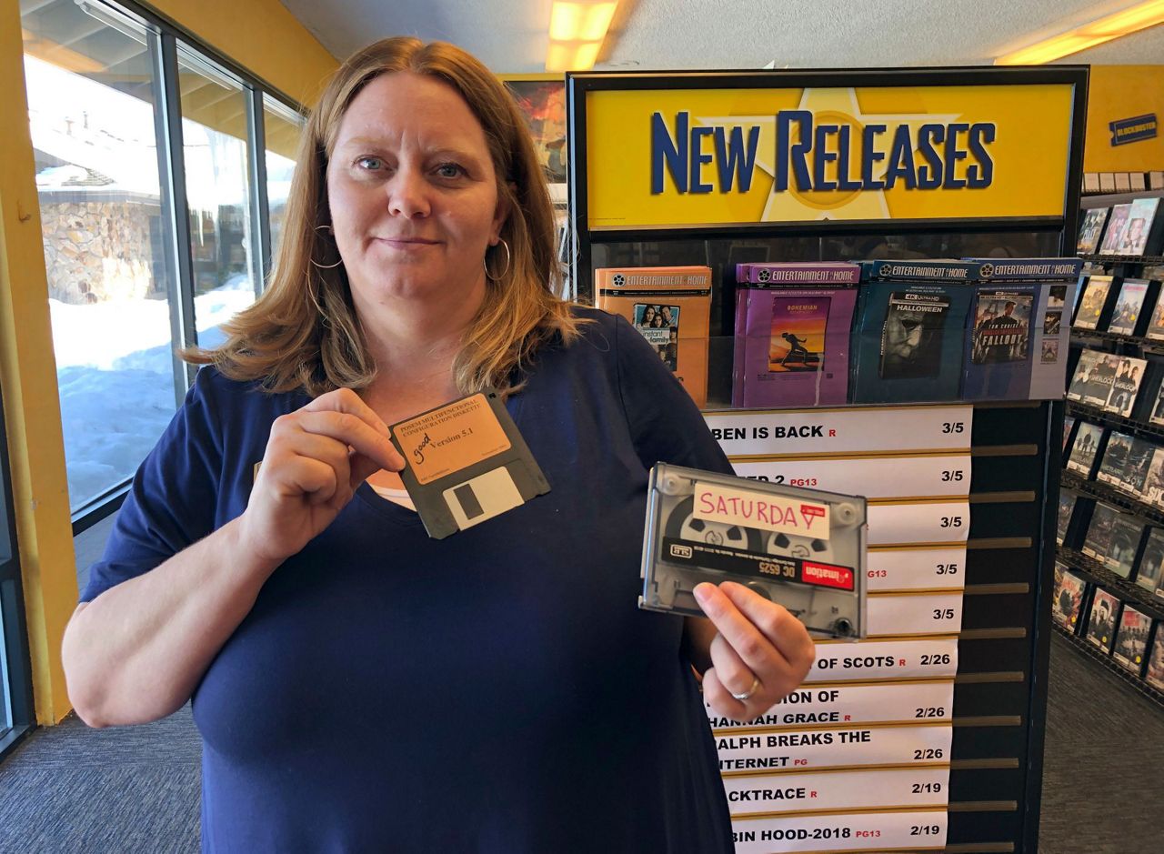 Be Kind, Please Rewind: Oregon Blockbuster is last on Earth
