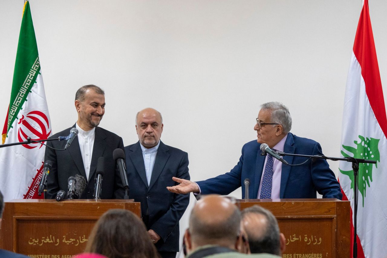 Iran urges Lebanese sides to reach agreement over president
