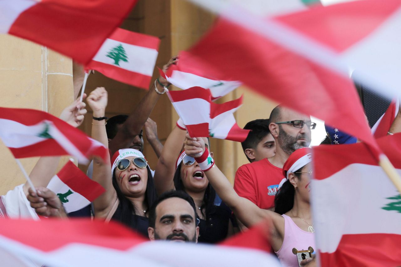 Lebanon's government scrambles to respond to mass protests
