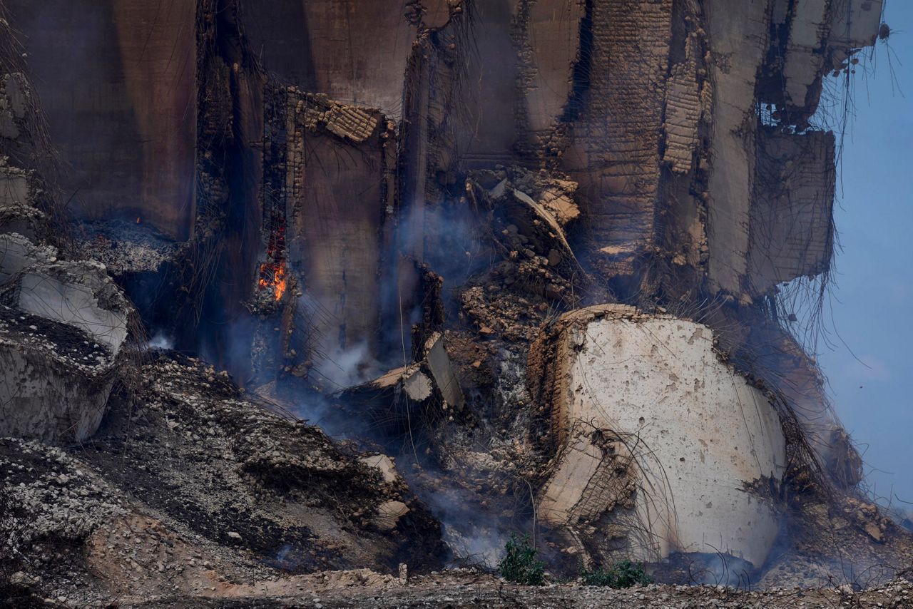 Lebanon minister: Silos destroyed in 2020 blast may collapse