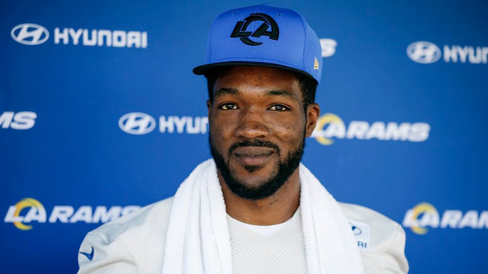 Floyd agrees to 1-year deal with Bills, AP source says