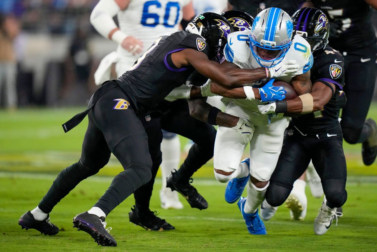 Ravens pushed around, Jackson chased down in humbling 38-30 loss to Lions
