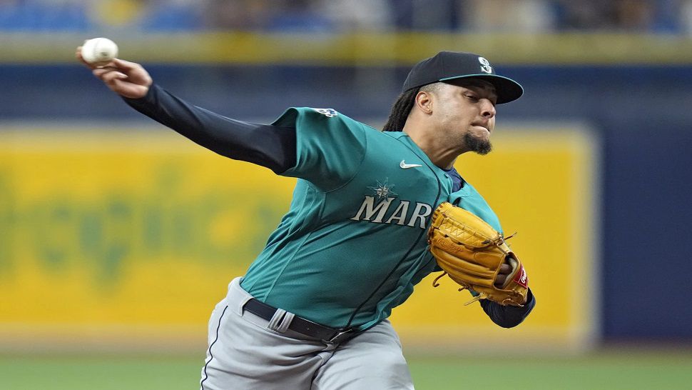 Mariners beat Rays 1-0 in matchup of playoff contenders