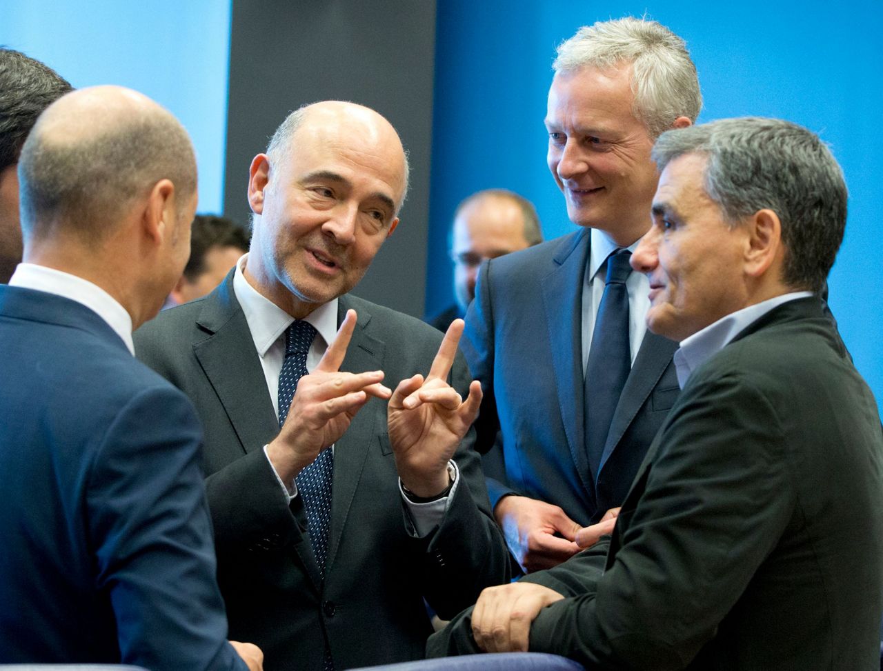 Euro finance ministers seek to conclude Greek bailout saga