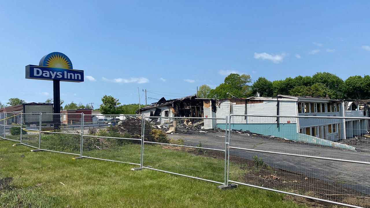 Victim identified in Kittery hotel fire