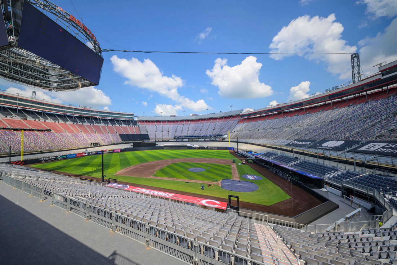 Bristol Motor Speedway game tops 85,000 in ticket sales, will break MLB ...