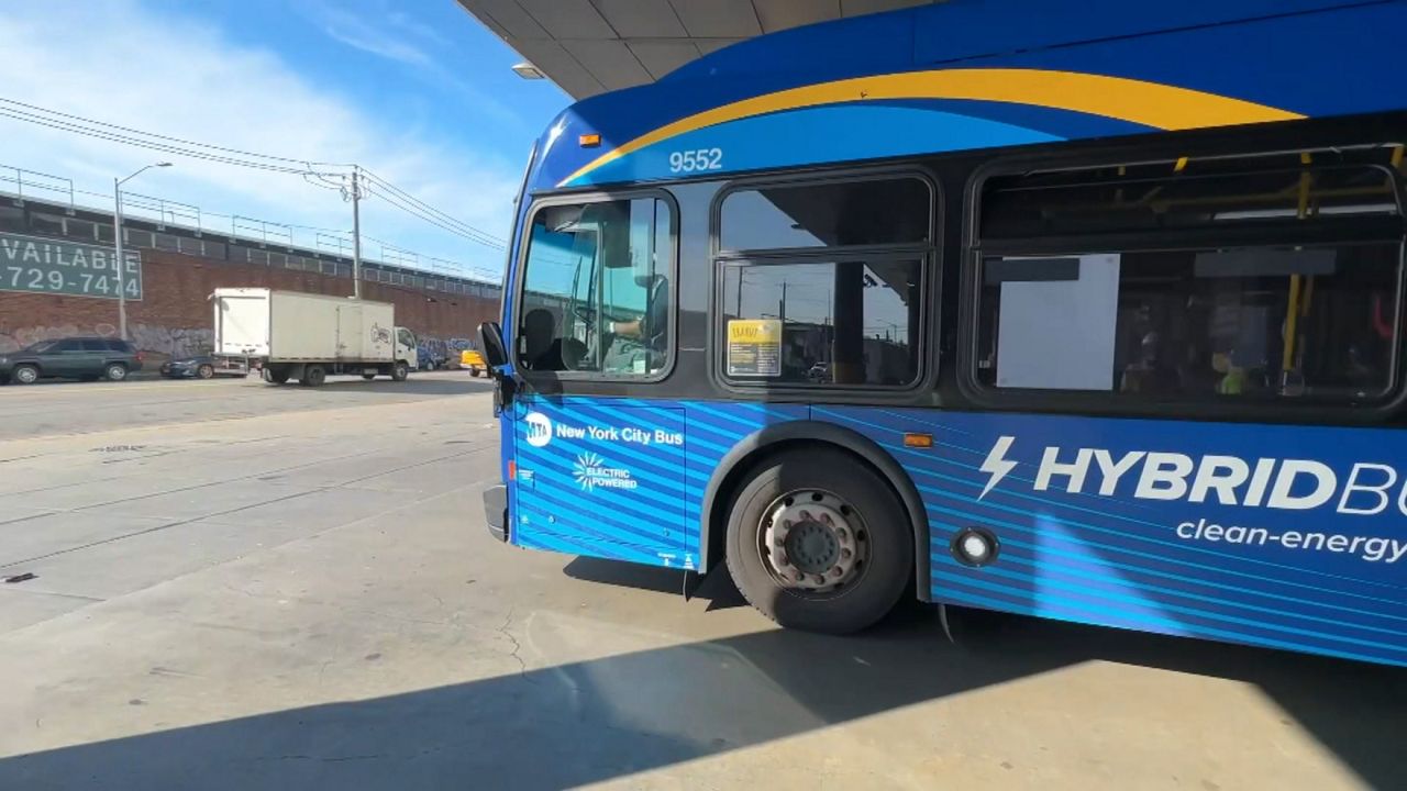 MTA installing more electric bus stations