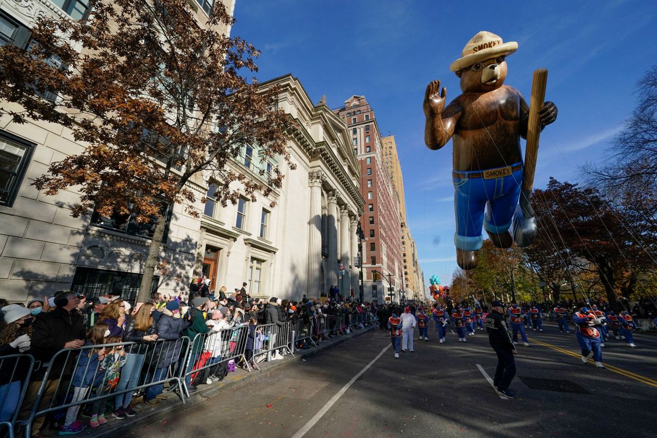 Macy's Thanksgiving parade returns, with all the trimmings