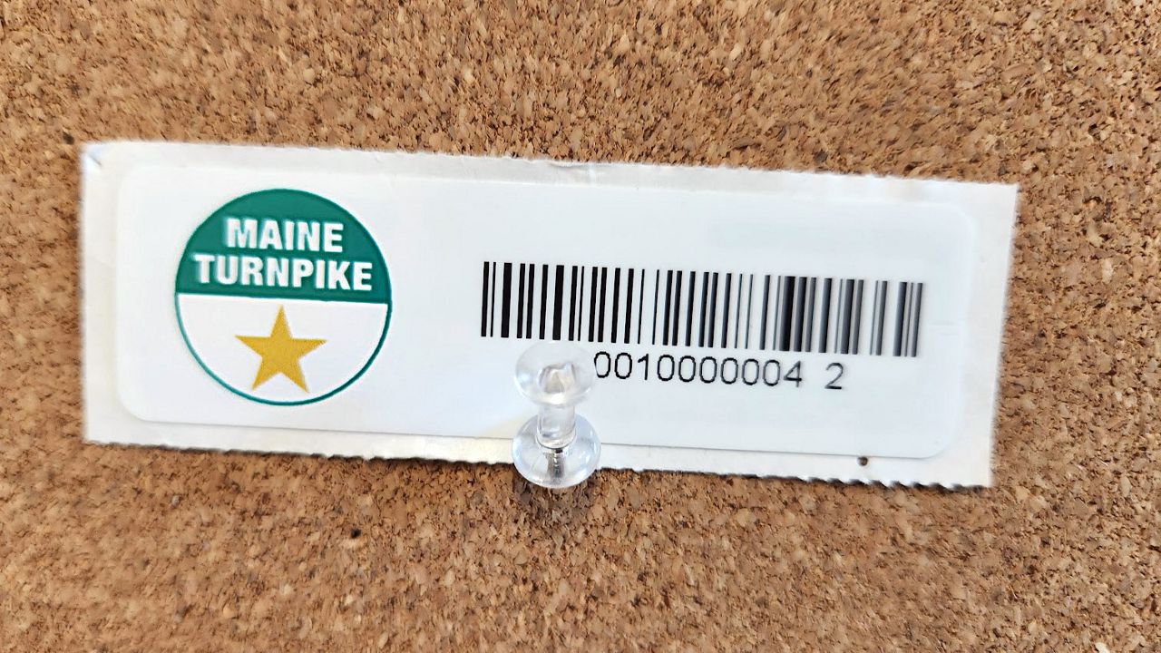 Turnpike authority to issue E-ZPass stickers in Maine