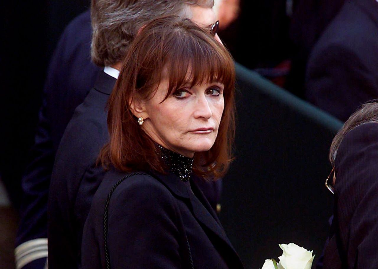 Margot Kidder's daughter shaken by Mother's Day death