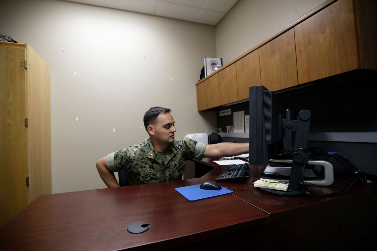 Marine Corps weighs wooing older members for new cyber force