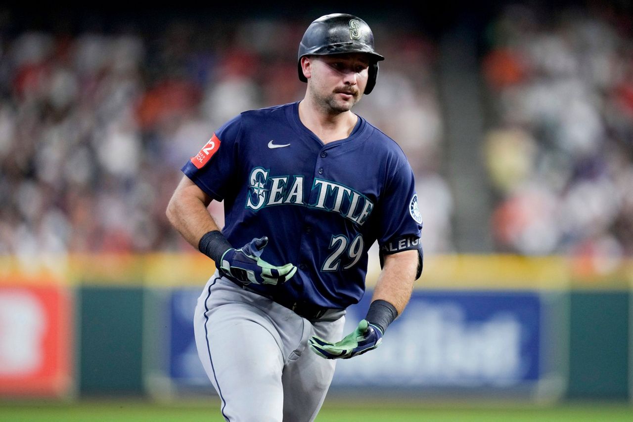 Cal Raleigh breaks Ken Griffey Jr.'s single-season home run record for ...